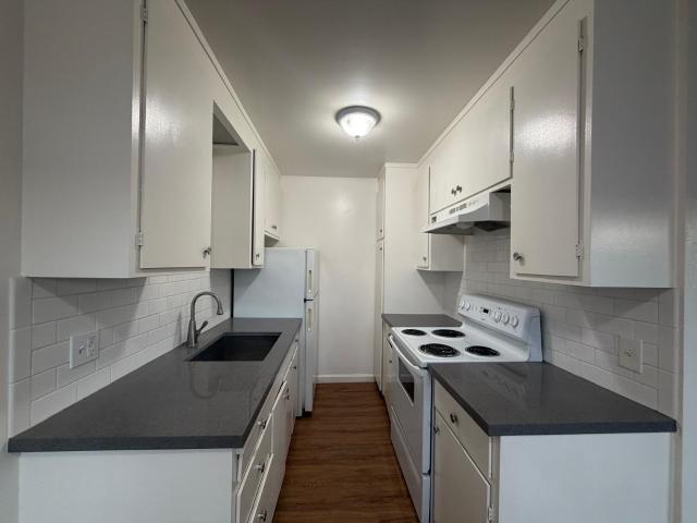 2 BR, 1 BA Apartment 1644 Prince Street, Berkeley, CA 94703