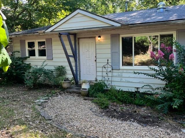2 BR, 1 BA Apartment 1649 N Vandeventer Ave, Fayetteville, AR 72703