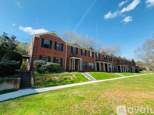 2 BR, 1 BA Apartment 1650 Valley Ave, Unit H, Homewood, AL 35209