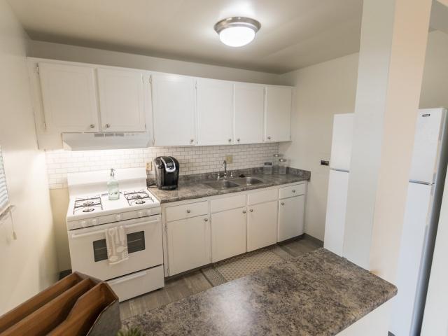 2 BR, 1 BA Apartment 1667 Lakenoll Dr Unit 1870B, Cincinnati, OH 45231