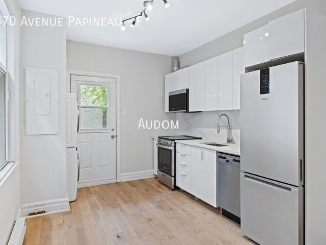 2 BR, 1 BA Apartment 1670 Avenue Papineau, MontrÃ©al, QC H2K 4H9