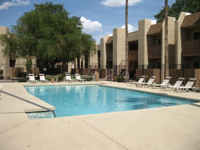 2 BR, 1 BA Apartment 16819 N 42nd Ave Unit 233, Phoenix, AZ 85053
