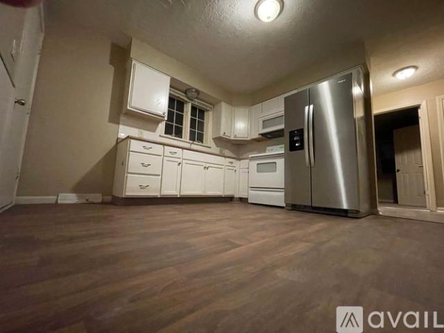 2 BR, 1 BA Apartment 16819 Bel Ray Boulevard, Belton, MO 64012