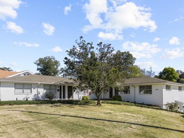2 BR, 1 BA Apartment 1701 13th Avenue South Apt. 4, Unit 3, Birmingham, AL 35205