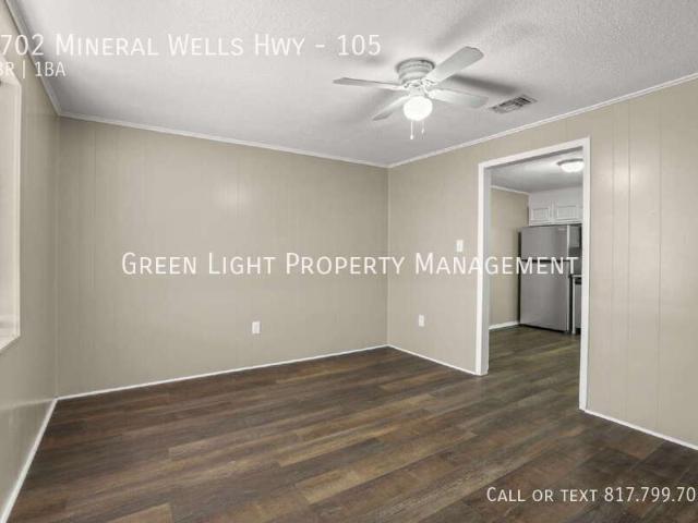 2 BR, 1 BA Apartment 1702 Mineral Wells Hwy, Weatherford, TX 76088