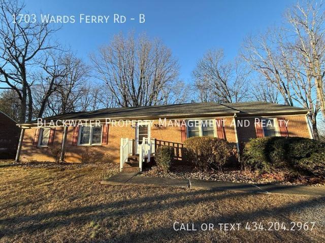 2 BR, 1 BA Apartment 1703 Wards Ferry Rd, Lynchburg, VA 24502