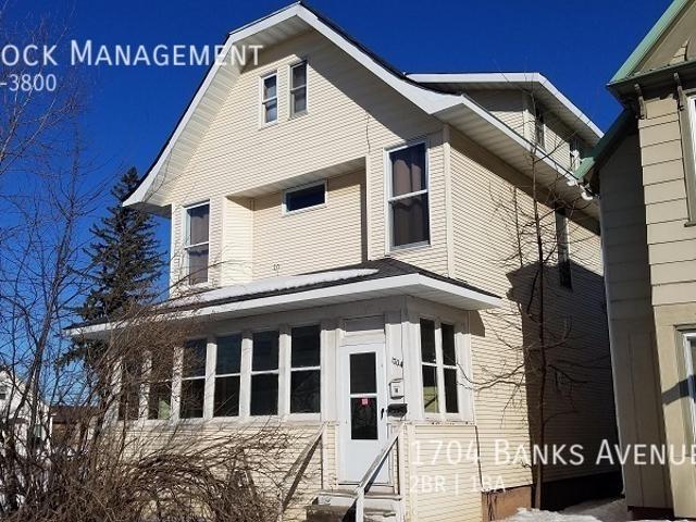 2 BR, 1 BA Apartment 1704 Banks Avenue, Superior, WI 54880