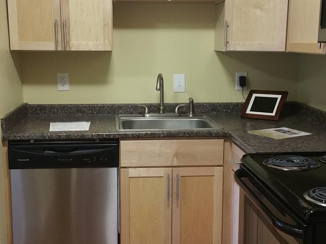 2 BR, 1 BA Apartment 170 Parker Hill Ave, Boston, MA 02120