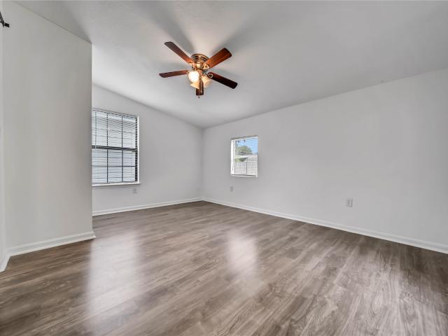 2 BR, 1 BA Apartment 1710 Shelby Street, Houston, TX 77009