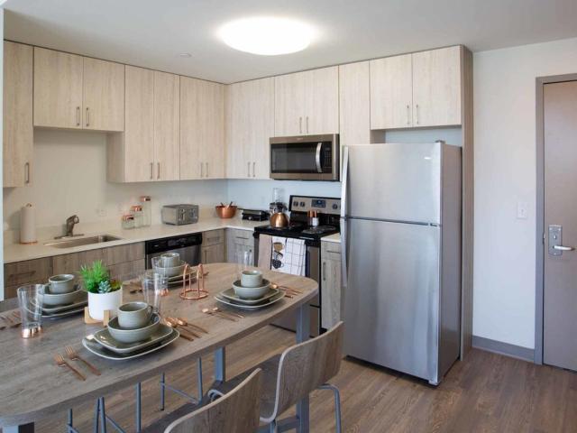 2 BR, 1 BA Apartment 1717 N 12th St Unit Private Priced By Bed, Philadelphia, PA 19122
