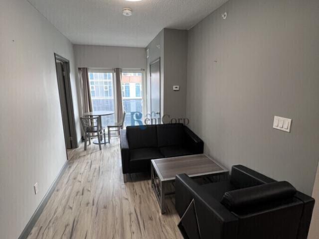 2 BR, 1 BA Apartment 1718 258A Sunview St, Waterloo, ON N2L 0H6