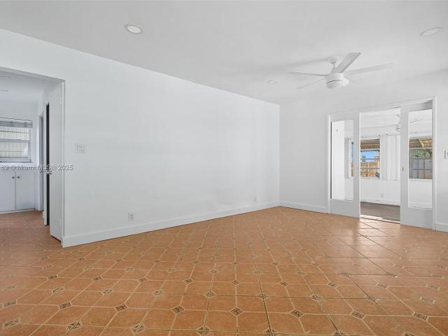 2 BR, 1 BA Apartment 1718 Pierce Street, Hollywood, FL 33020