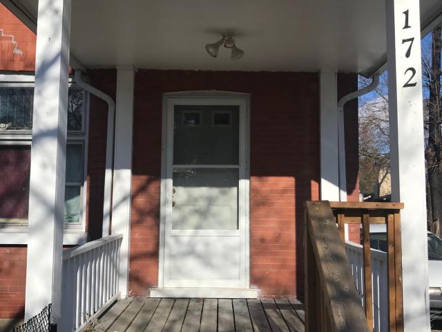 2 BR, 1 BA Apartment 172 Nelson Street, Brantford, N3S4B3