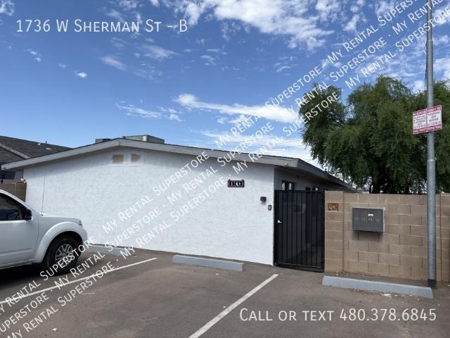 2 BR, 1 BA Apartment 1736 W Sherman St, Phoenix, AZ 85007