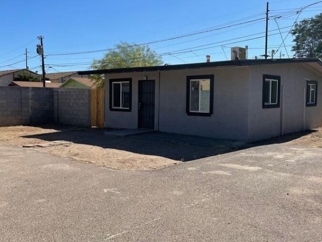 2 BR, 1 BA Apartment 1741 W Desert Cove Avenue, Phoenix, AZ 85029