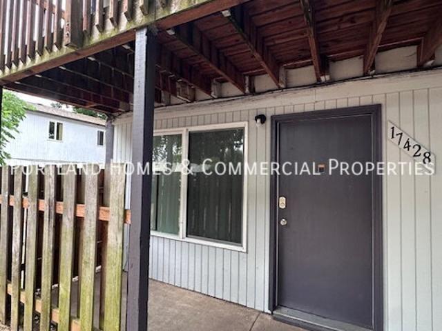 2 BR, 1 BA Apartment 17428 SE Powell Blvd Portland, OR 97236