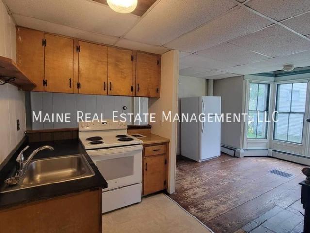 2 BR, 1 BA Apartment 174 Brunswick St. Apt Old Town, ME 04468