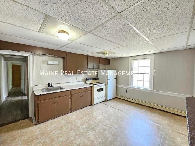 2 BR, 1 BA Apartment 174 Brunswick St. Apt Old Town, ME 04468