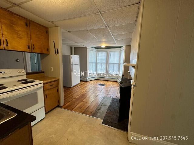2 BR, 1 BA Apartment 174 Brunswick St. Apt Old Town, ME 04468