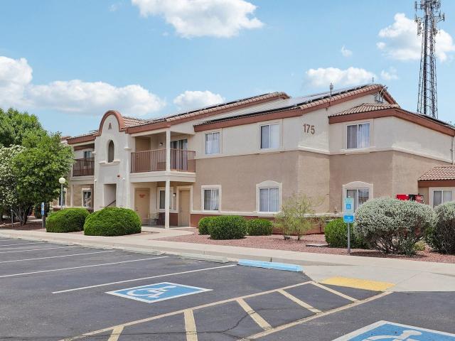 2 BR, 1 BA Apartment 175 North Skyline Drive Unit D125, Huachuca City, AZ 85616