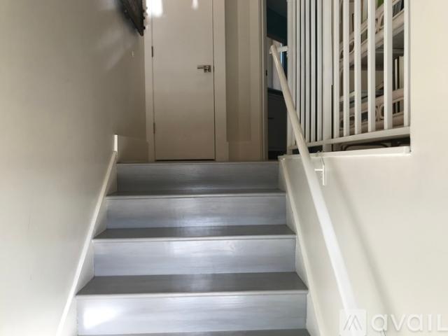 2 BR, 1 BA Apartment 175 Northeast Olive Way, Unit Unit 2, Boca Raton, FL 33432