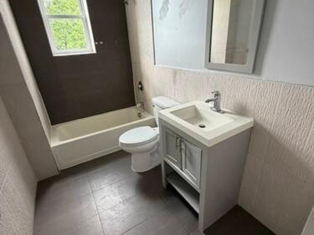 2 BR, 1 BA Apartment 175 S Munn Ave, Unit 302, Irvington, NJ 07111