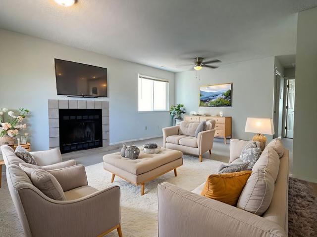 2 BR, 1 BA Apartment 1765 Zebulon Dr, Colorado Springs, CO 80910