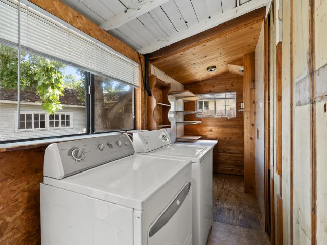 2 BR, 1 BA Apartment 176 Skidmore St Ashland, OR 97520