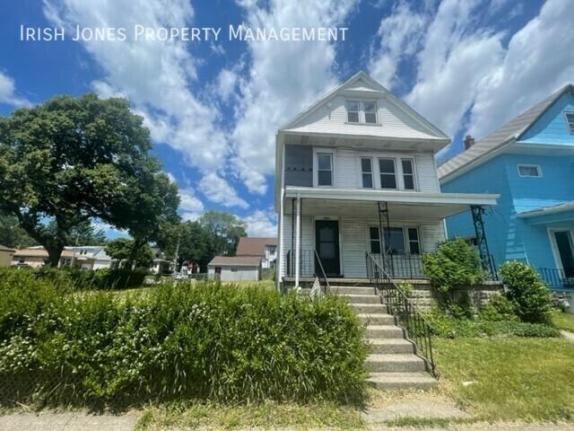 2 BR, 1 BA Apartment 1784 William St Buffalo, NY 14206
