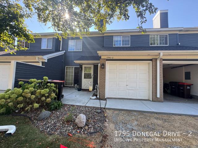 2 BR, 1 BA Apartment 1795 Donegal Drive, Woodbury, MN 55125
