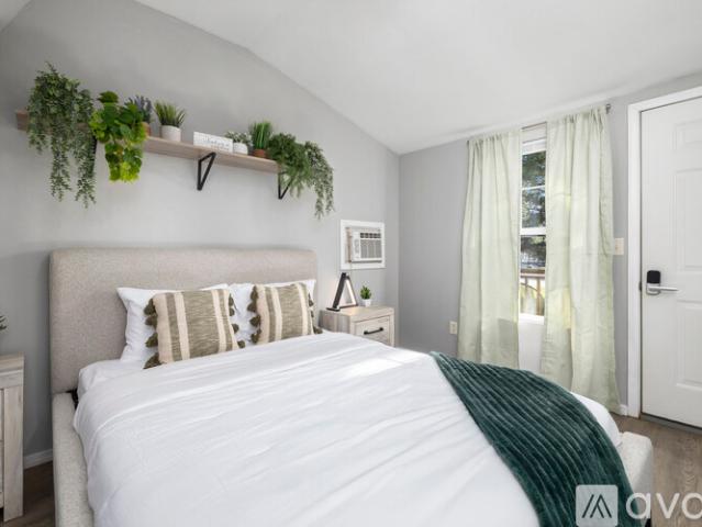 2 BR, 1 BA Apartment 17 Bay Breeze Ln, Lampe, MO 65681