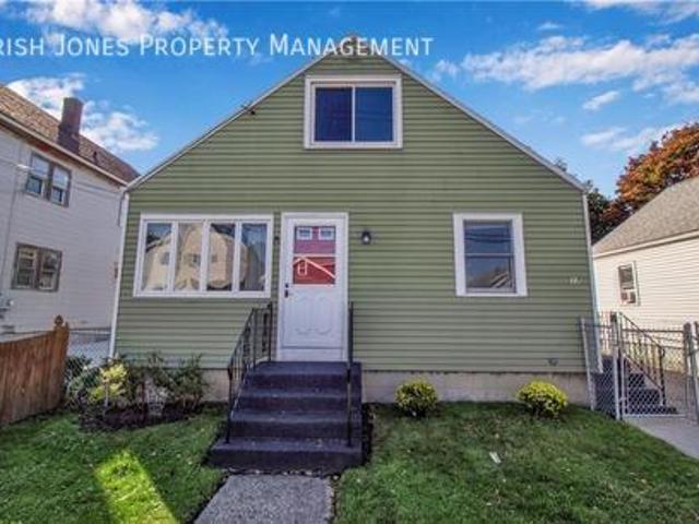 2 BR, 1 BA Apartment 17 Houston St Buffalo, NY 14220