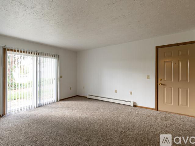 2 BR, 1 BA Apartment 1801 Raleigh Ave, Unit 07, Lapeer, MI 48446
