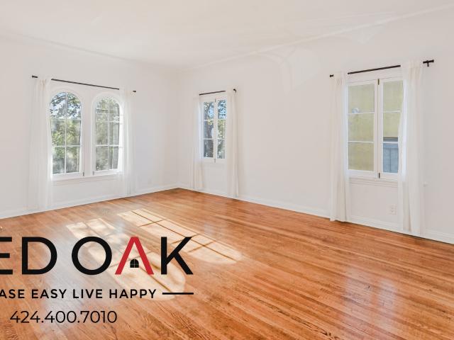 2 BR, 1 BA Apartment 180 South Sycamore Avenue, Los Angeles, CA 90036
