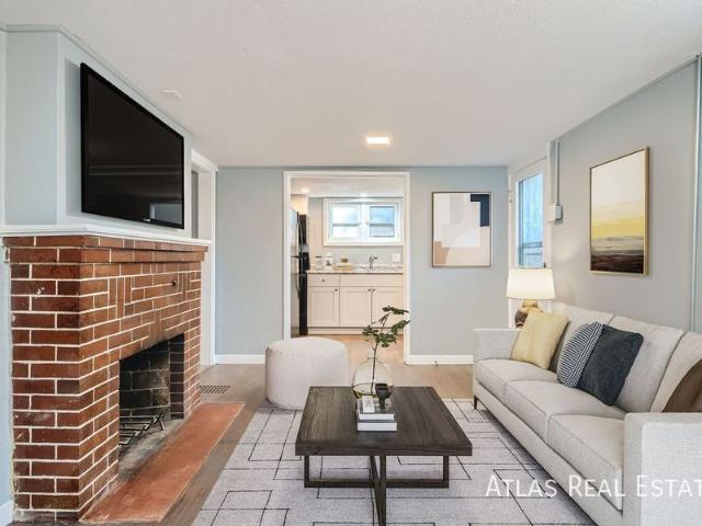 2 BR, 1 BA Apartment 1811 14th Avenue, Greeley, CO 80631