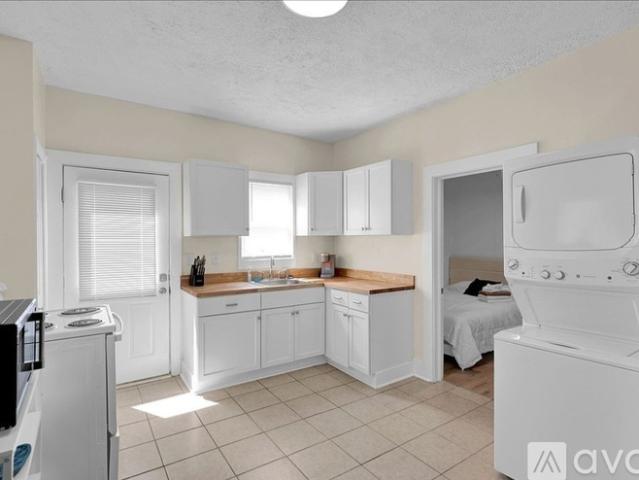 2 BR, 1 BA Apartment 1814 Hercules Ave, Evansville, IN 47711