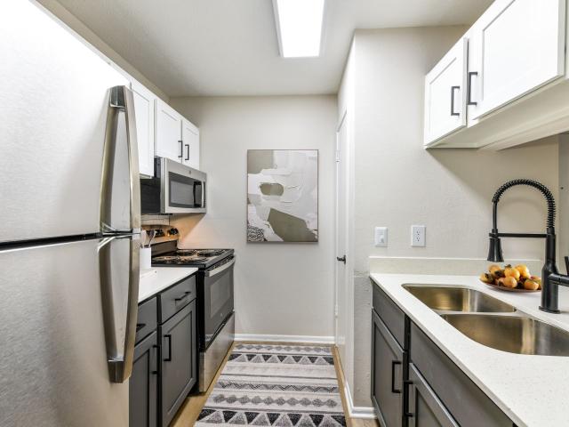 2 BR, 1 BA Apartment 1818 Wood Hollow Court Unit 1025, Marietta, GA 30067