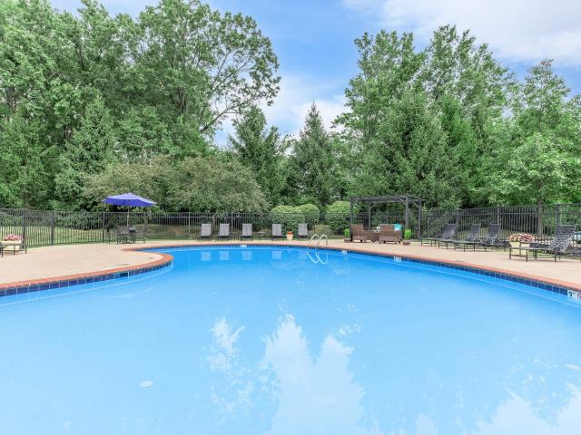 2 BR, 1 BA Apartment 181 Somerset Lane Unit 1890007, Avon Lake, OH 44012