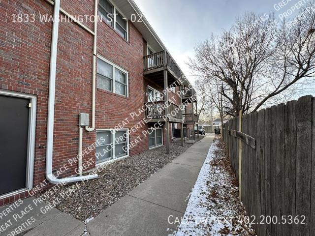 2 BR, 1 BA Apartment 1833 Washington ST, Lincoln, NE 68502