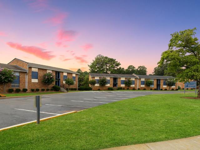 2 BR, 1 BA Apartment 1839 Fellowship Rd Unit B, Tucker, GA 30084