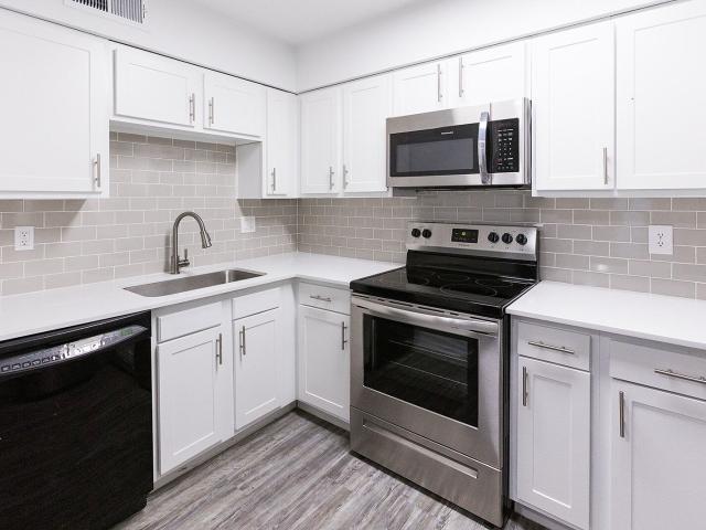 2 BR, 1 BA Apartment 1855 E Don Carlos Ave Unit 115, Tempe, AZ 85281