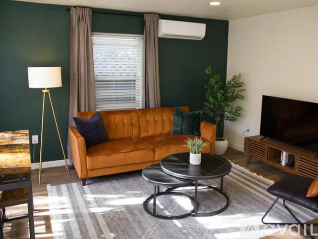 2 BR, 1 BA Apartment 1879 Berkeley Ave, Pomona, CA 91768