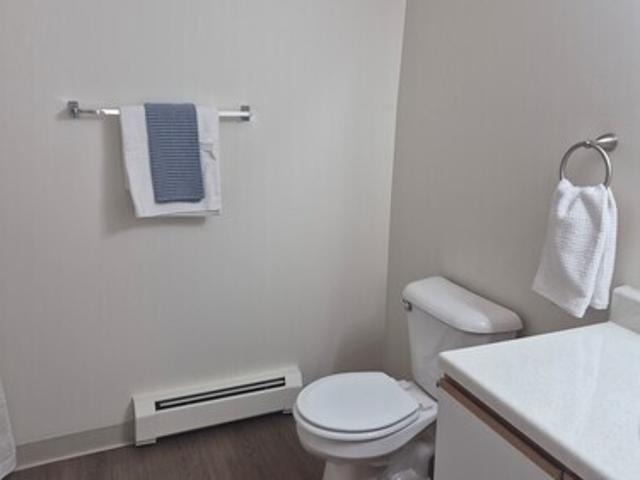 2 BR, 1 BA Apartment 1885 Raleigh Ave, Unit 07, Lapeer, MI 48446