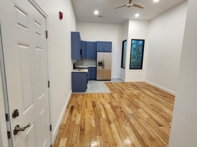 2 BR, 1 BA Apartment 189 Main St, Unit 3B, Paterson, NJ 07505
