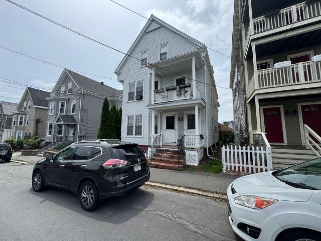 2 BR, 1 BA Apartment 18 Blaisdell Street, Haverhill, MA 01832