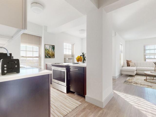 2 BR, 1 BA Apartment 18 South Kingshighway Boulevard Unit 09U, Saint Louis, MO 63108