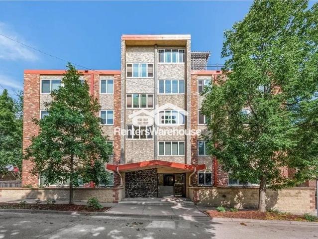 2 BR, 1 BA Apartment 1901 Emerson Ave S, Minneapolis, MN 55403