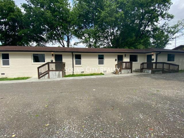 2 BR, 1 BA Apartment 1905 Hermosa Street, Nashville, TN 37208