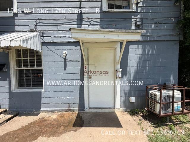 2 BR, 1 BA Apartment 1905 W. Long 17th Street, North Little Rock, AR 72114