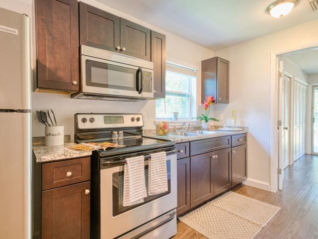 2 BR, 1 BA Apartment 1906 Southwest 14 Terrace Unit 1444, Gainesville, FL 32608